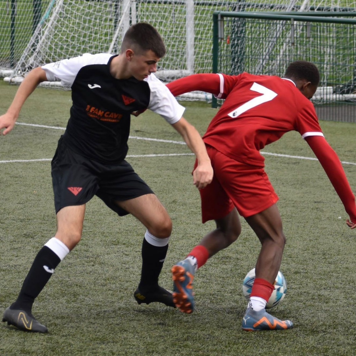 Sixth Form Football Scholars Away to Liverpool - Meadowhead School