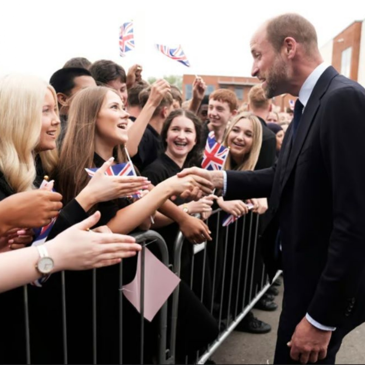 The Prince of Wales visits Meadowhead School and Sixth Form ...